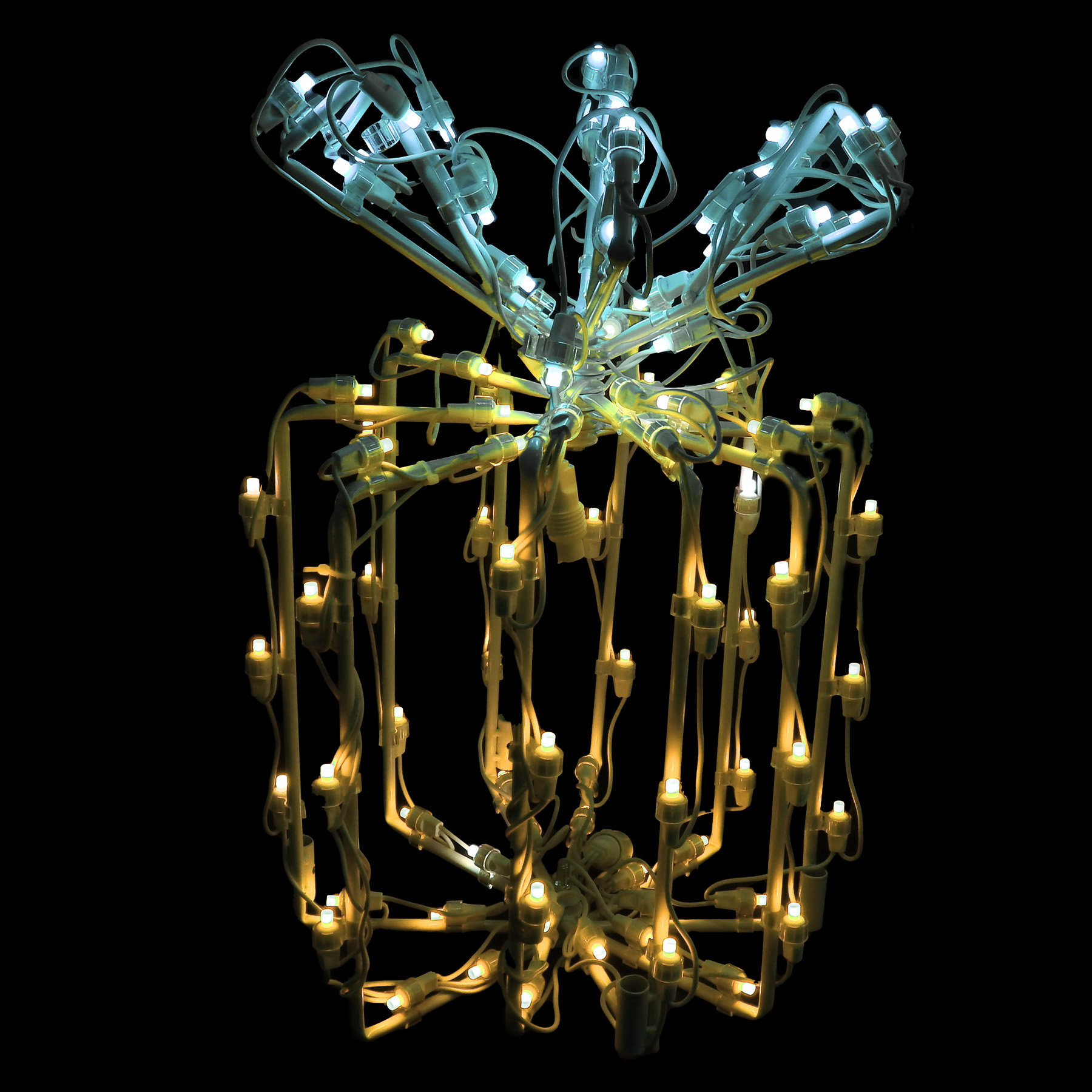 Holidynamics - Dynamic RGBWW 3D Gift Box 16"