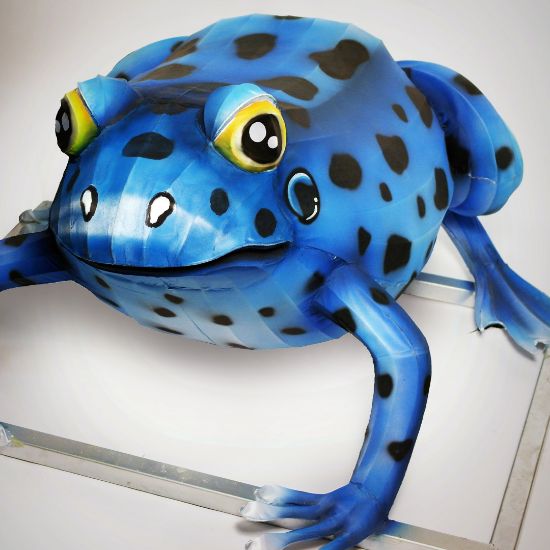 Holidynamics - Lantern Arrow Frog