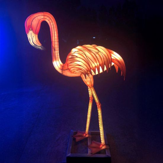 Holidynamics - Lantern Flamingo