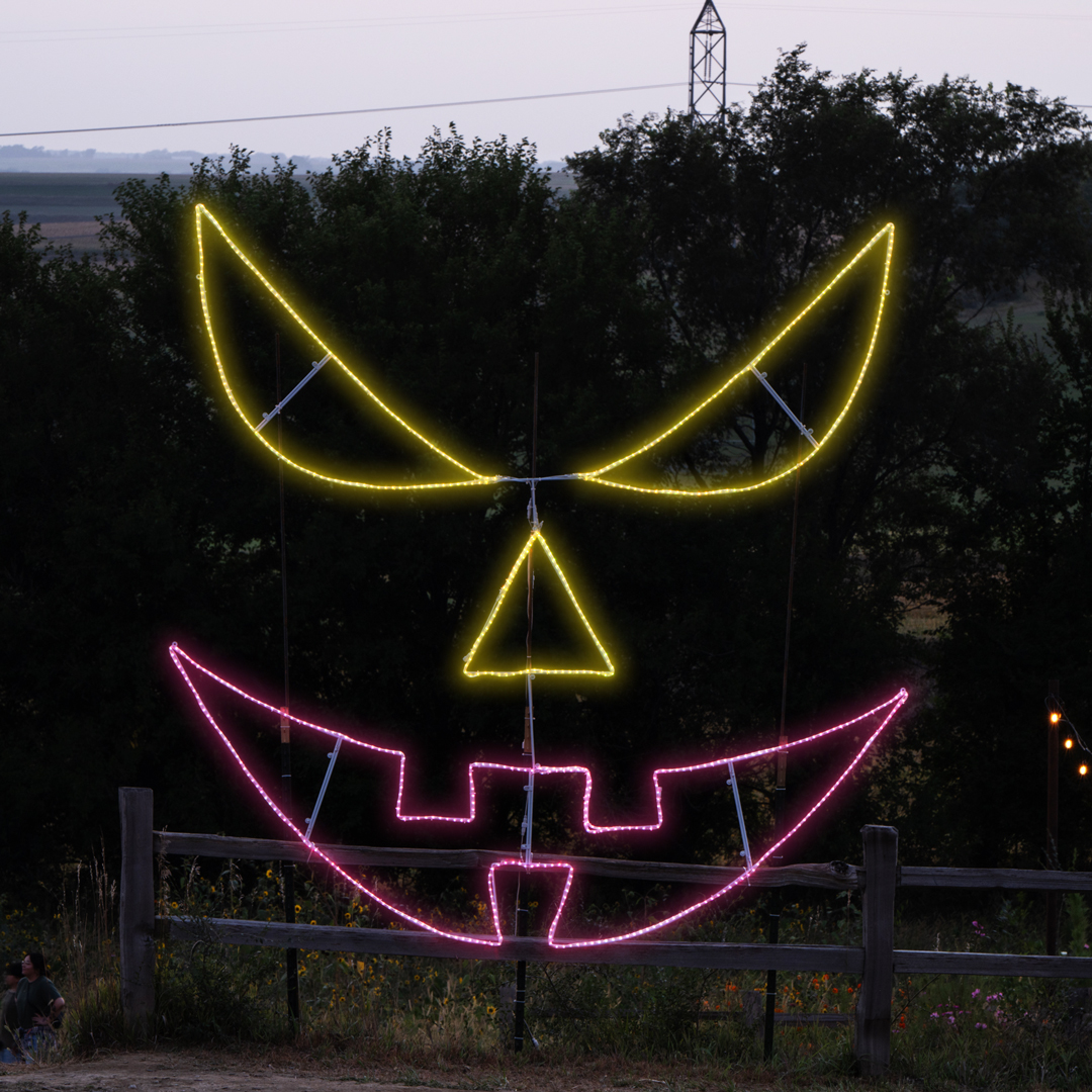 Holidynamics - Dynamic RGBWW LED Sinister Pumpkin Face